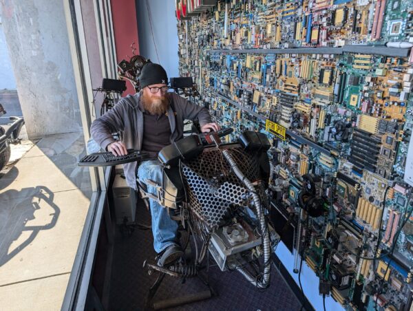 About Us - Computer Exchange